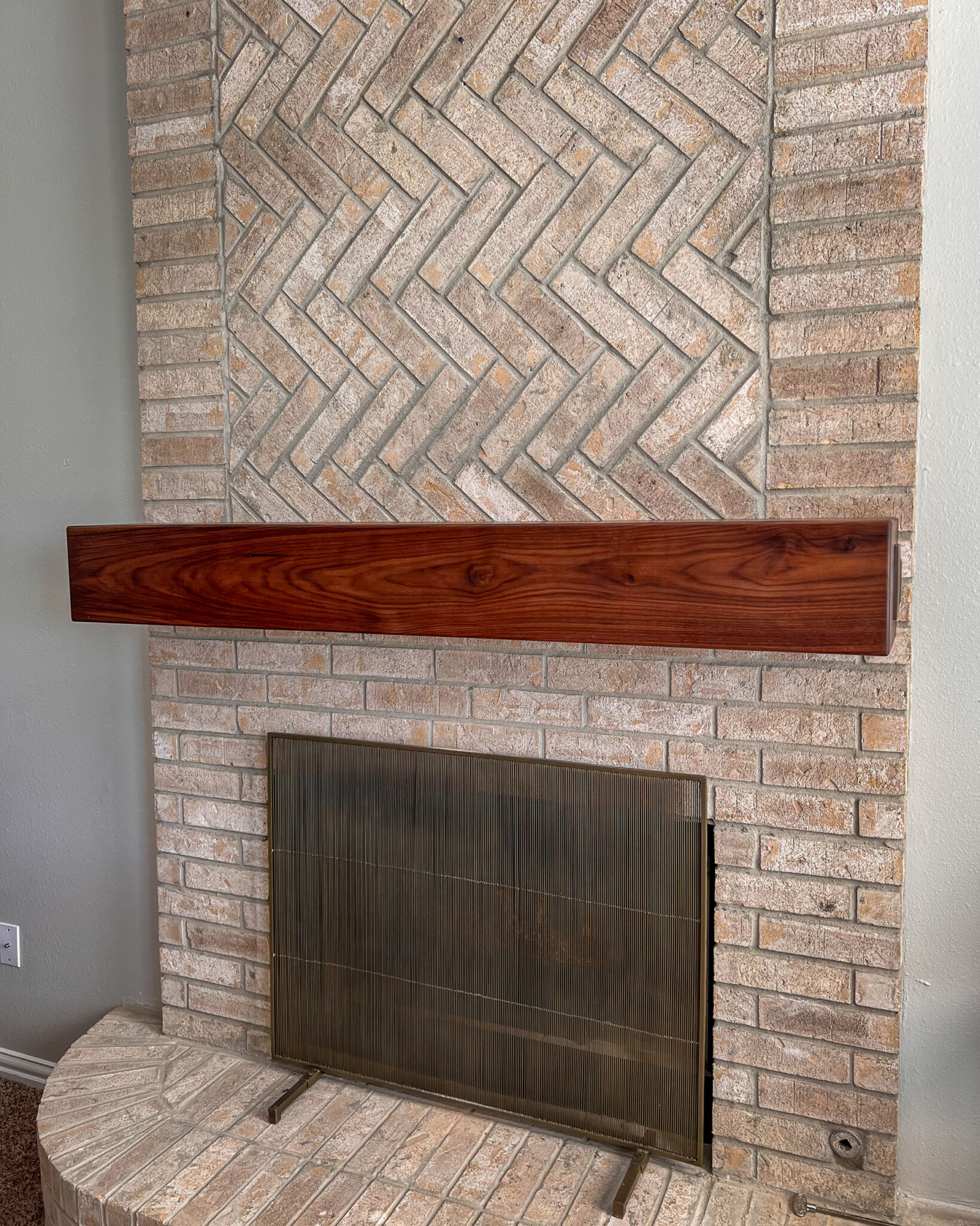 Best Custom Fireplace Mantels in Rockwall, Texas